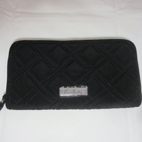 Vera Bradley | Bags | Vera Bradley Classic Black Rfid Georgia ...